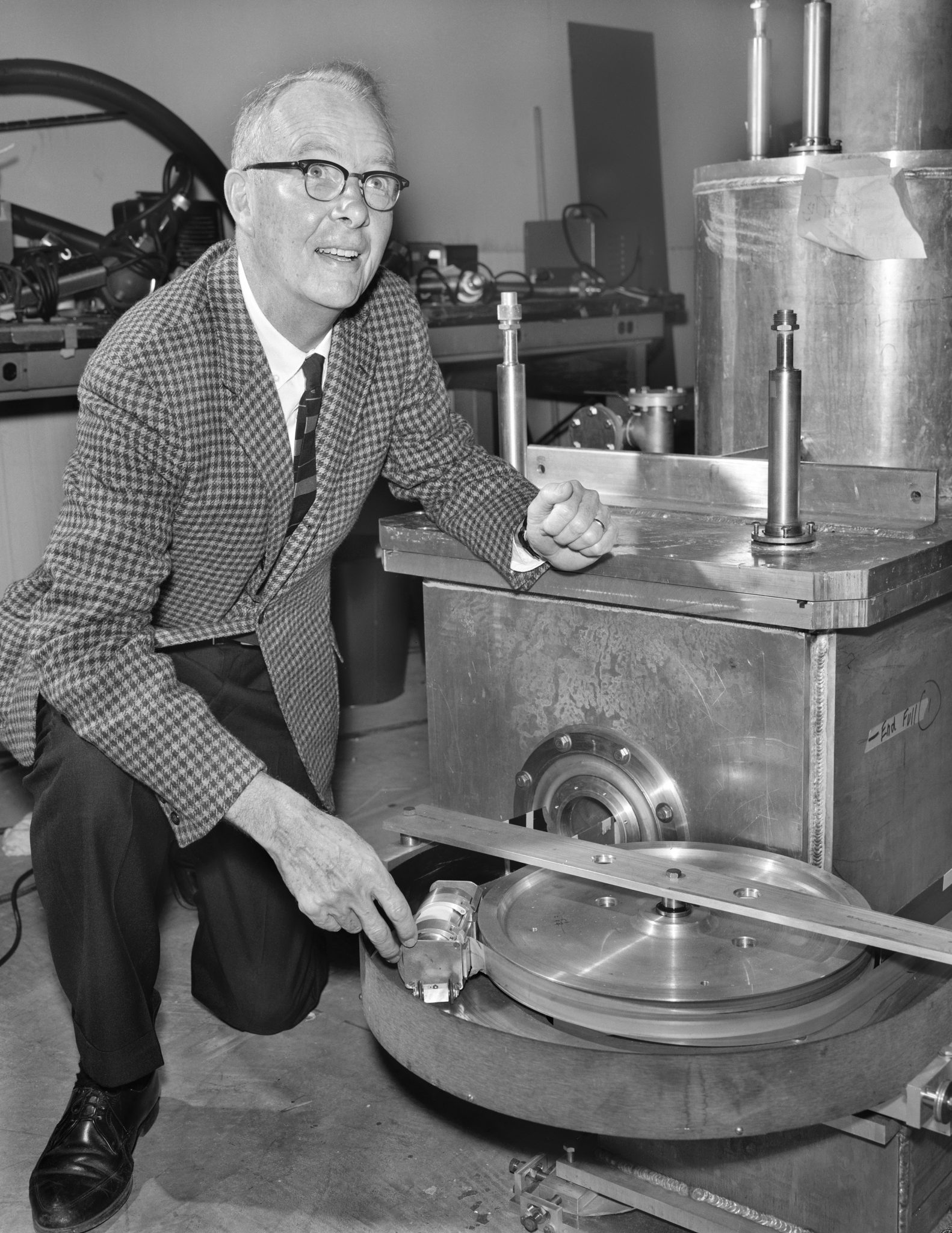 Luis Walter Alvarez, PhD - STEMMCHEQ